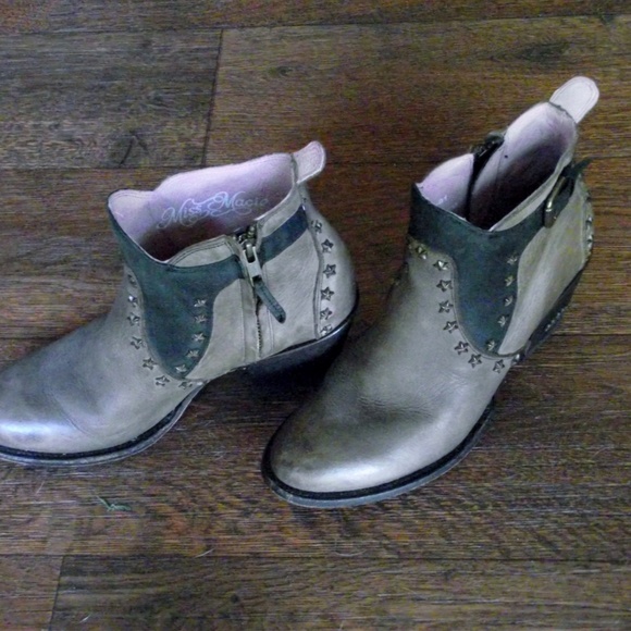 Miss Macie | Shoes | Miss Macie Womens Rogue Bootie Brownblack | Poshmark